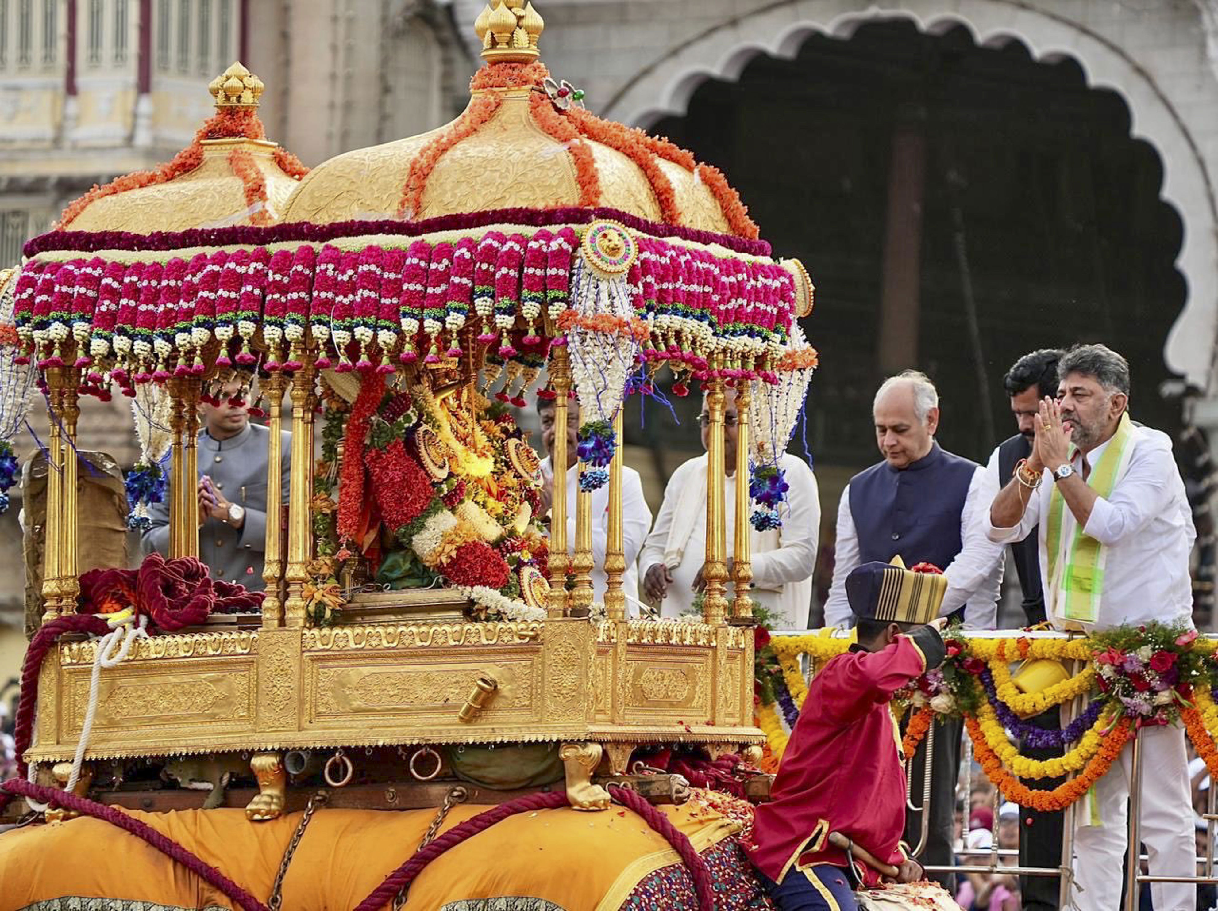 Dasara festivities end with spectacular procession in Mysuru