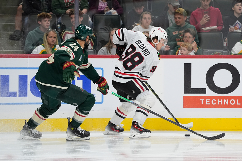 Rebuilding Chicago Blackhawks looking for growth from their young players