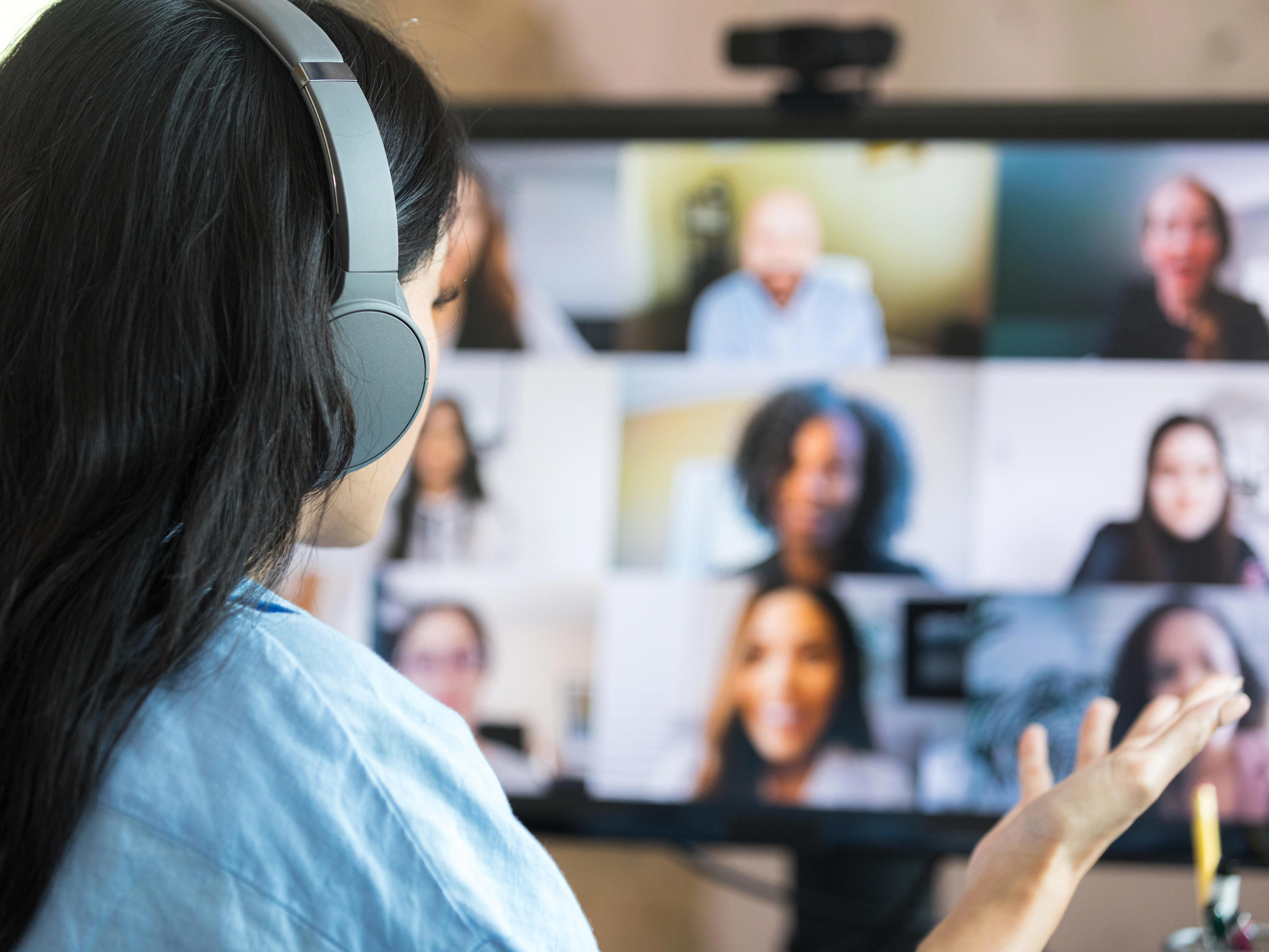 She made $250K secretly juggling two jobs. Now she's making $195K and dodging a five-day RTO ...