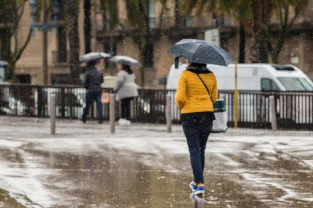 Bradford Met Office warning for Storm Amy - strong winds, heavy rain ...