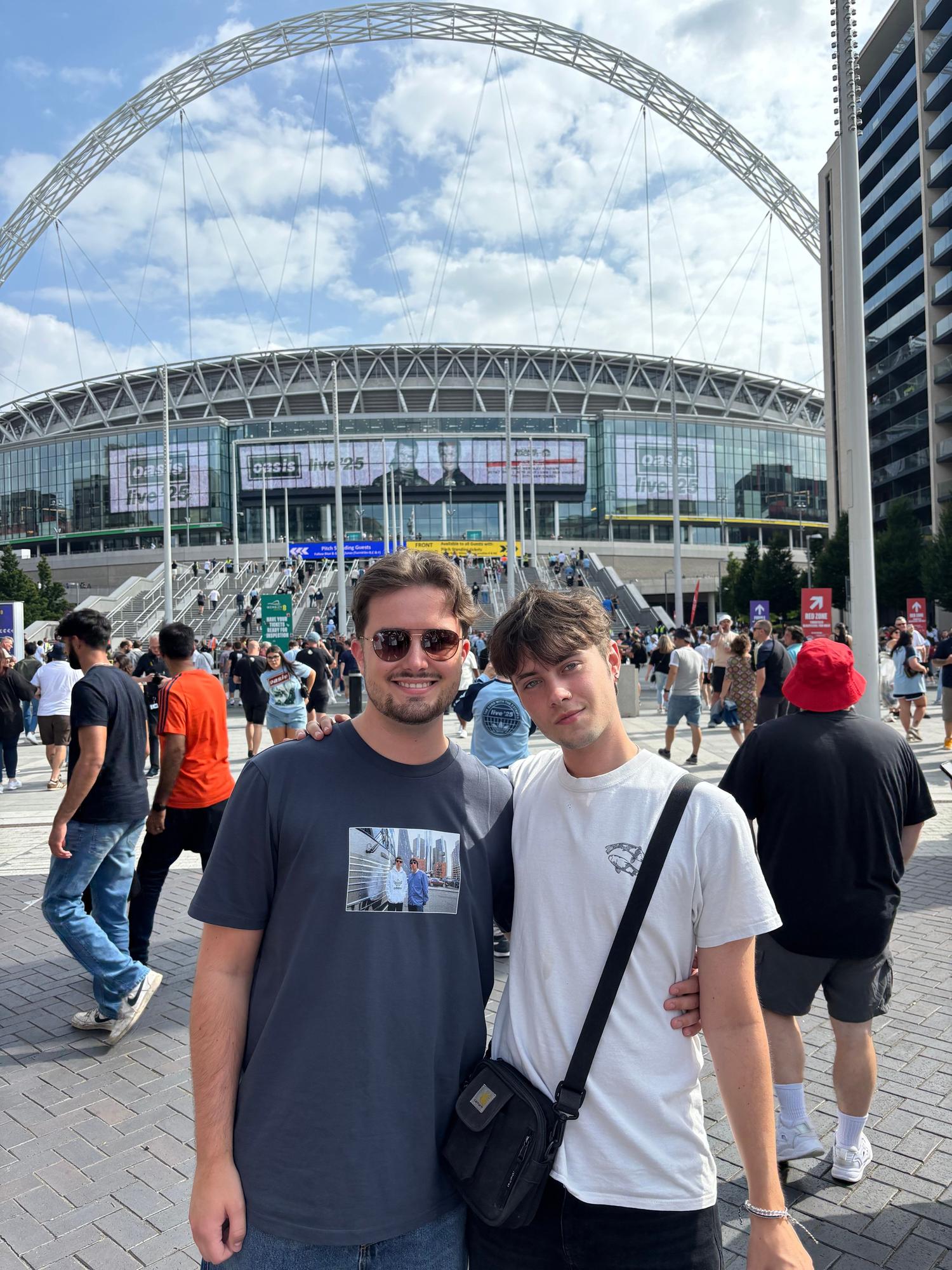 Calling all Uckfield Oasis fans! Here’s how to claim FREE prints from ...