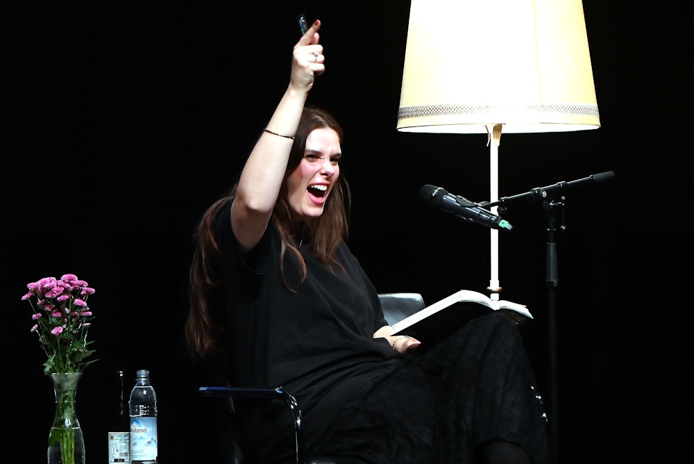 Schriftstellerin Tara-Louise Wittwer über weibliche Wut: „Die Rebellion ...