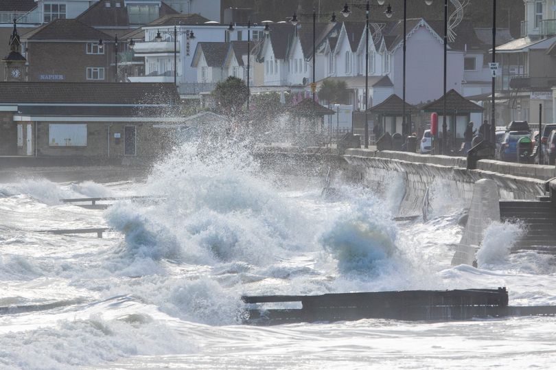 Met Office issues amber 'danger to life' warning for Storm Amy