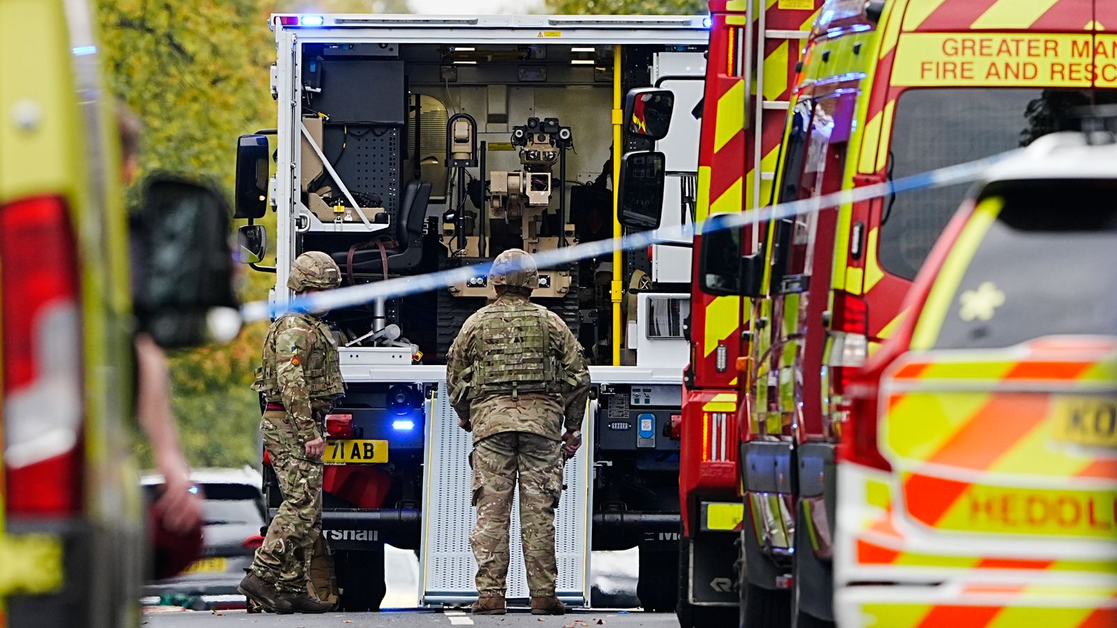 Two killed and suspect shot 'dead' after Manchester synagogue attack on ...