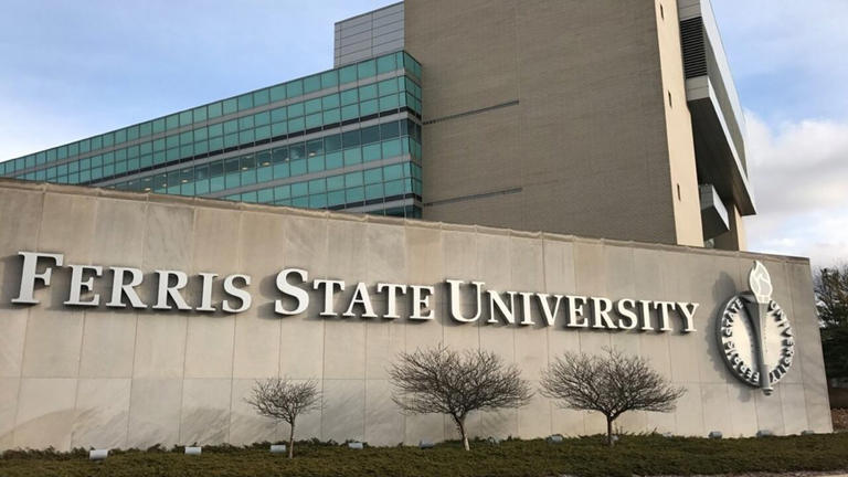 Ferris State professor, student research adopted by US Naval Observatory