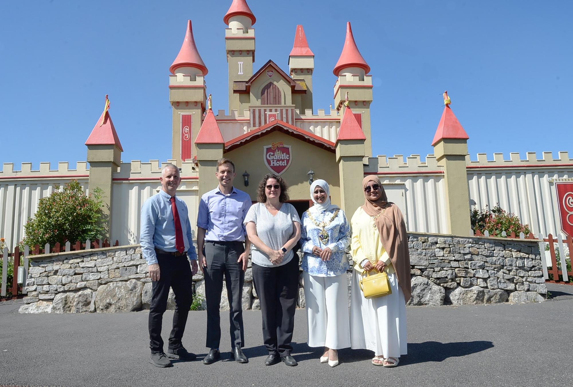 High five! Theme park resort Gulliver's Valley celebrates milestone