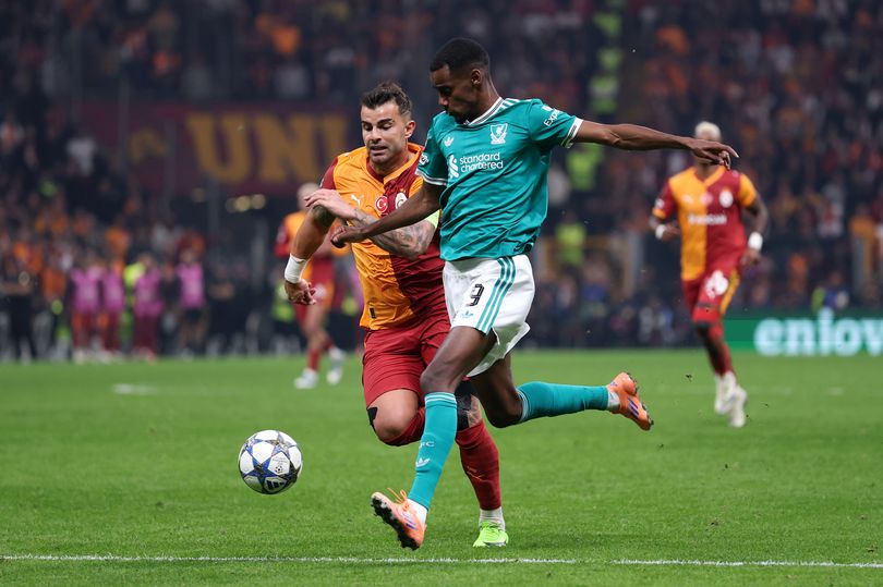 Simon Jordan makes 'mean-spirited' dig at Alexander Isak after ...