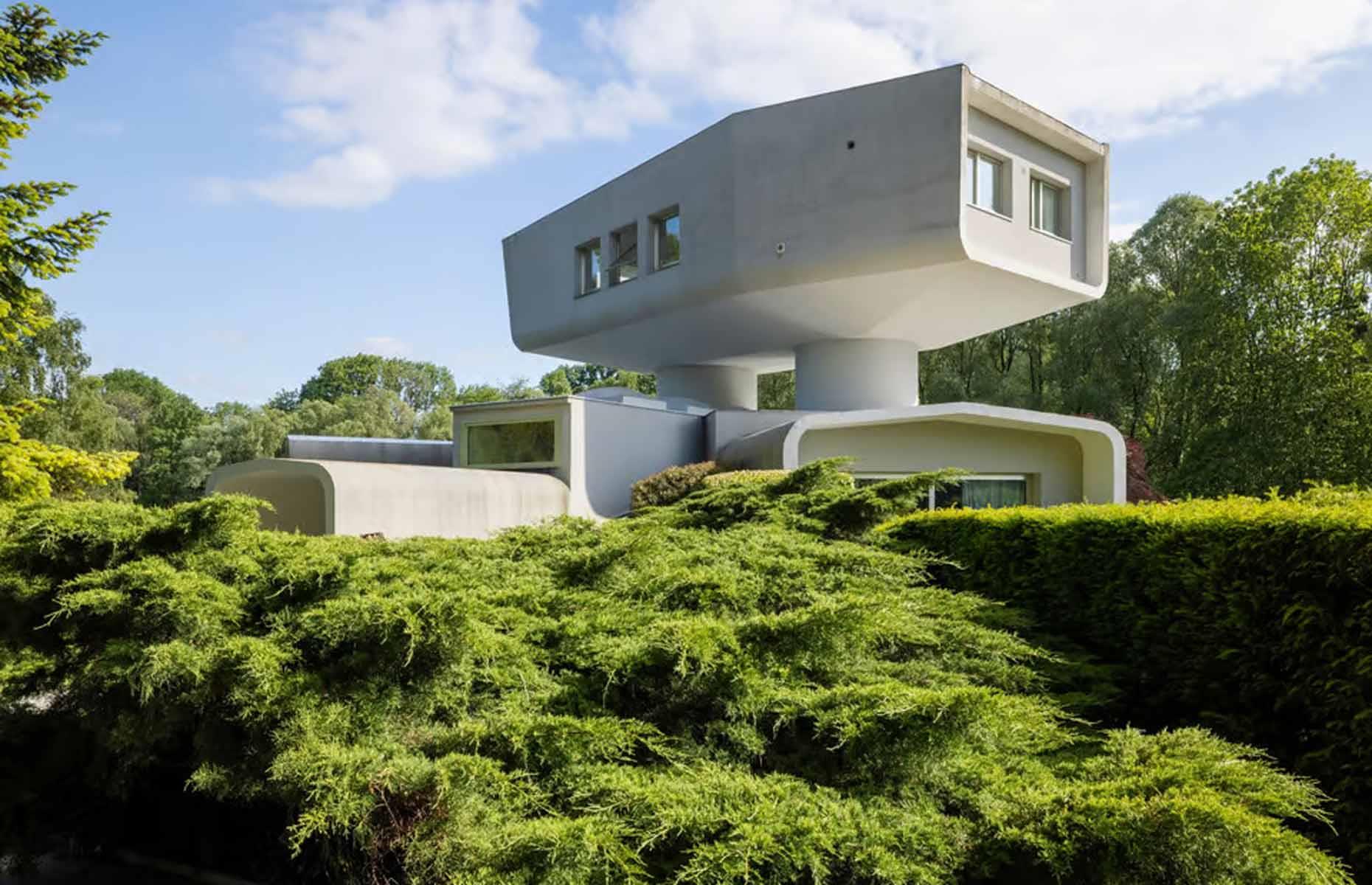9 ‘houses of the future’ that could be spaceships