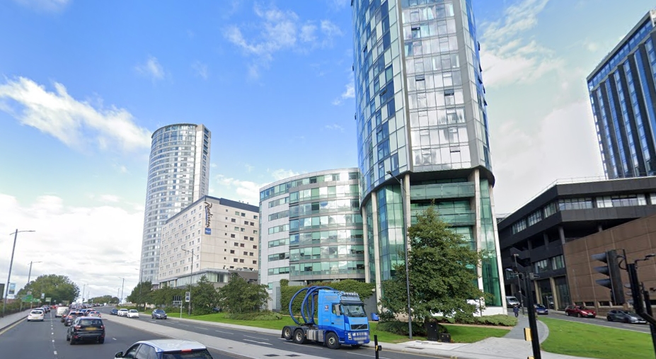 Hundreds of Liverpool workers strike over pay as union warns action ...