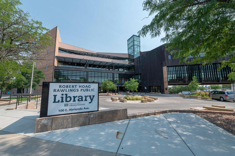 Art shows, river cleanup, 'Kinky Boots' among things to do in Pueblo