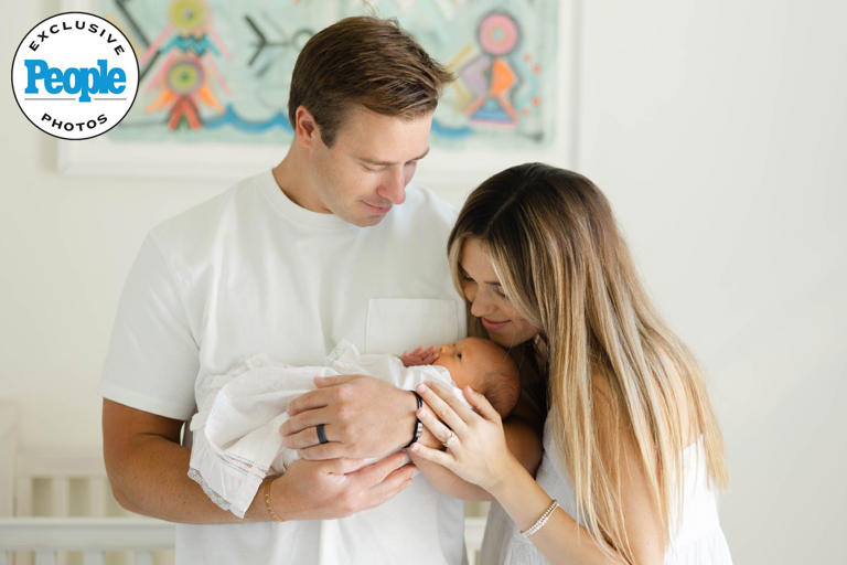 Sadie Robertson's Husband Christian Wasn't Convinced About Their Baby ...