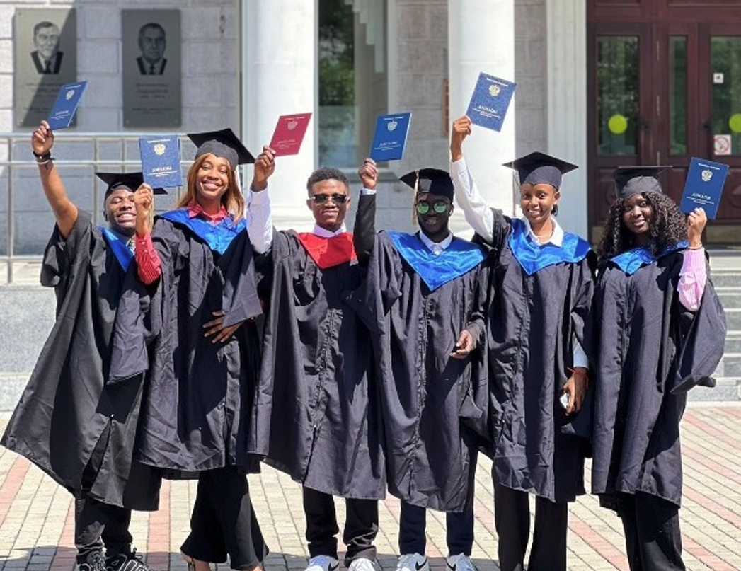 Adresse du Directeur Général de la Représentation de RUSAL en Guinée à ...