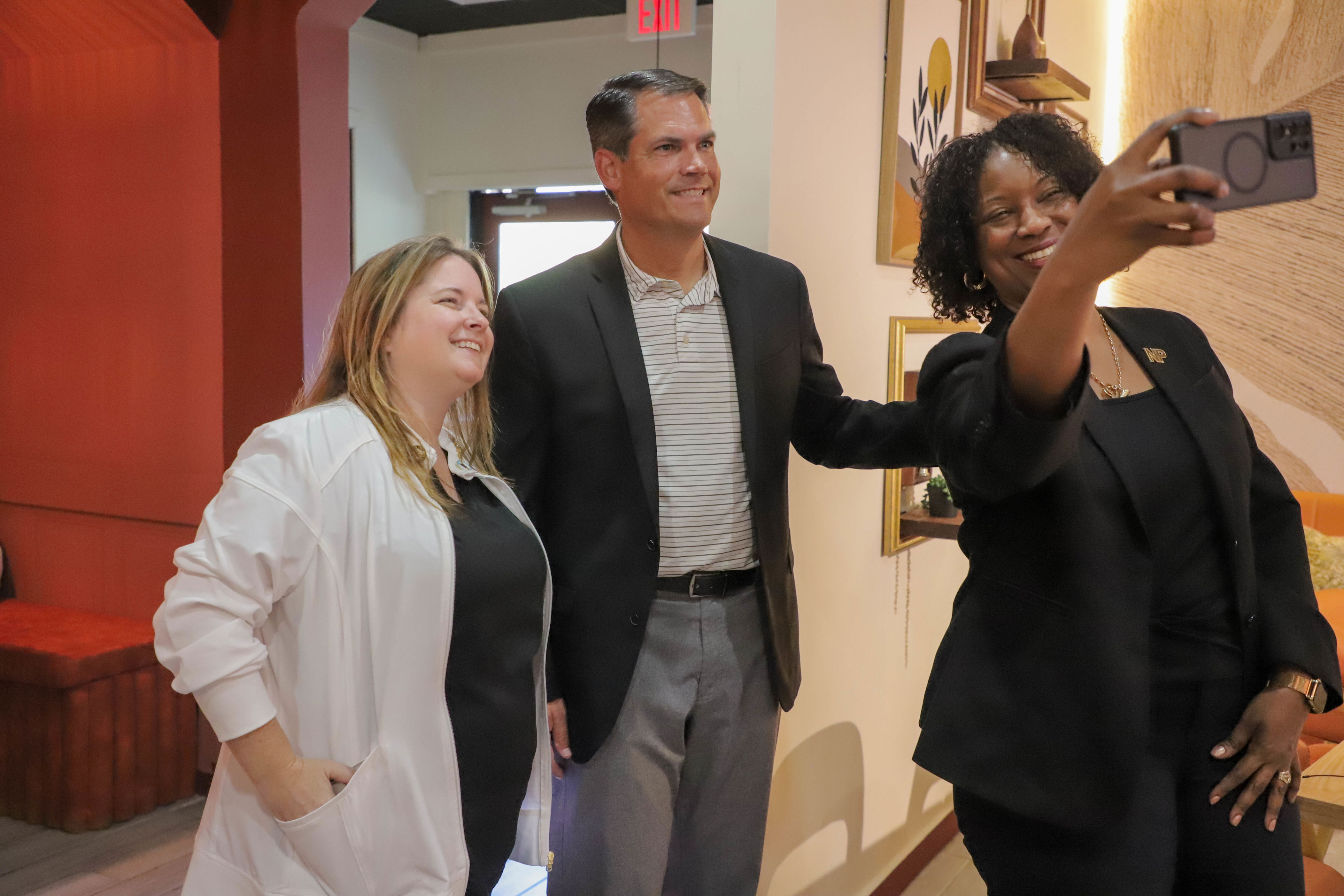 Geoff Duncan makes stop in Savannah for healthcare discussion in bid ...