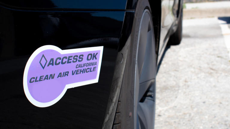 Sorry Solo EV Drivers, You're Getting Kicked Out Of The Carpool Lane