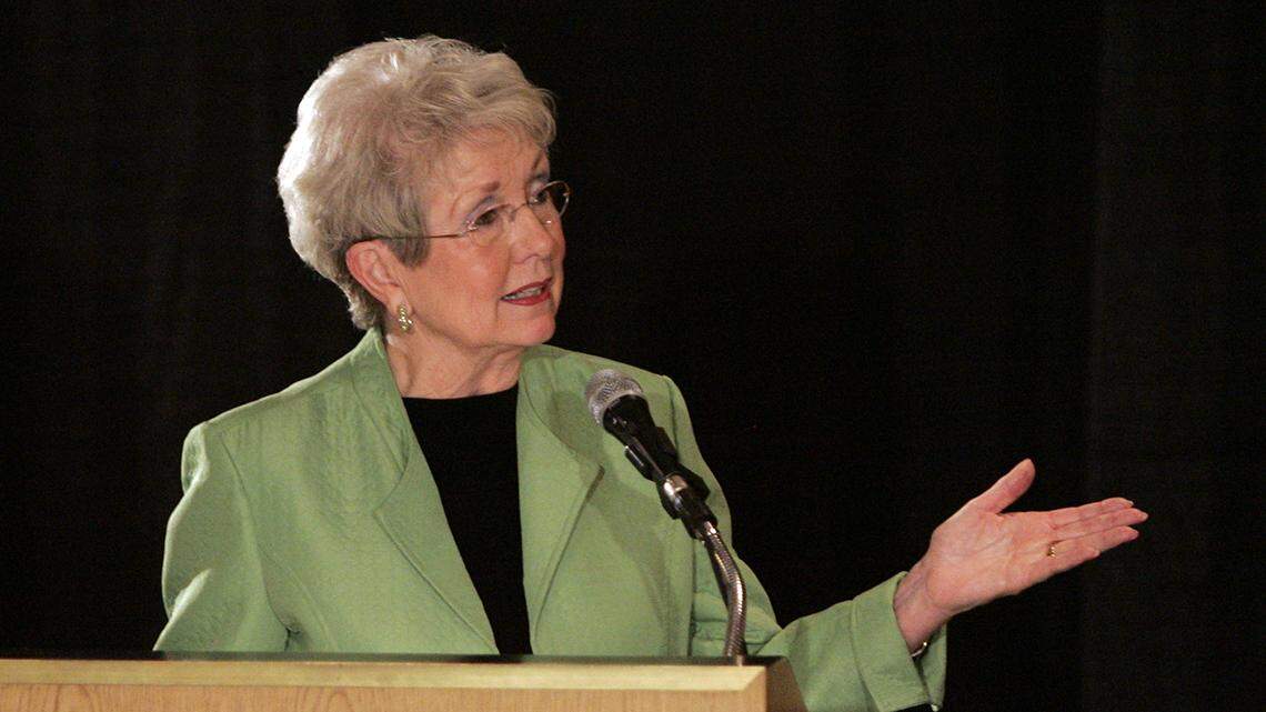 Former KC Mayor Kay Barnes likely to replace Frank White Jr. until ...