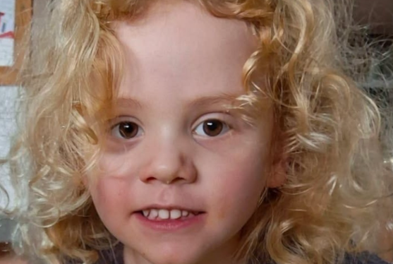 Desperate search for missing boy, 4, in Aussie outback