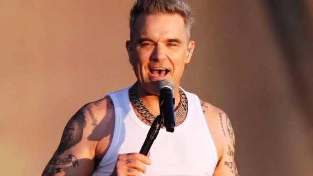 Robbie Williams στην… ταράτσα σου: Η Αθήνα άκουσε την πρόβα του λίγο ...