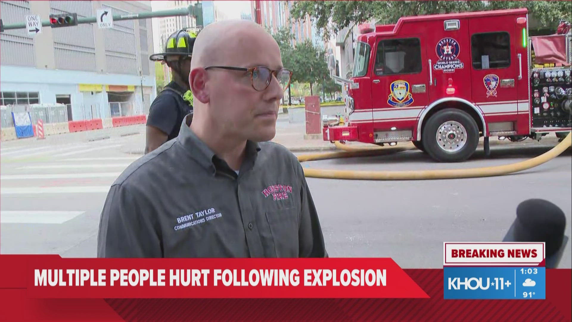 Update: 6 people injured in explosion at high-rise in downtown Houston