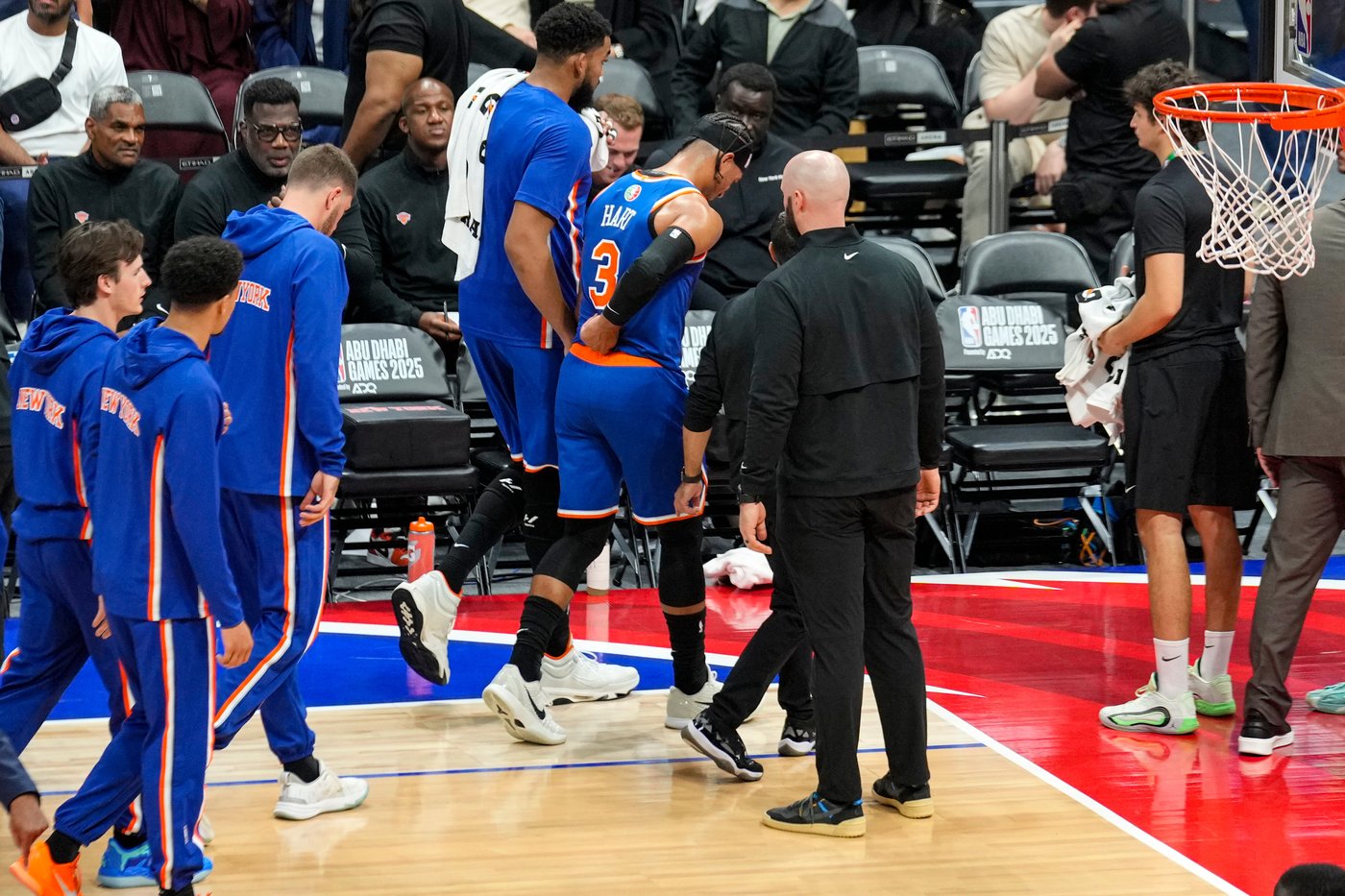 Josh Hart ejected from Knicks' preseason game after slipping to court ...