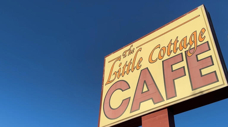 ‘They’re family’: The Little Cottage Café owners say customers ...