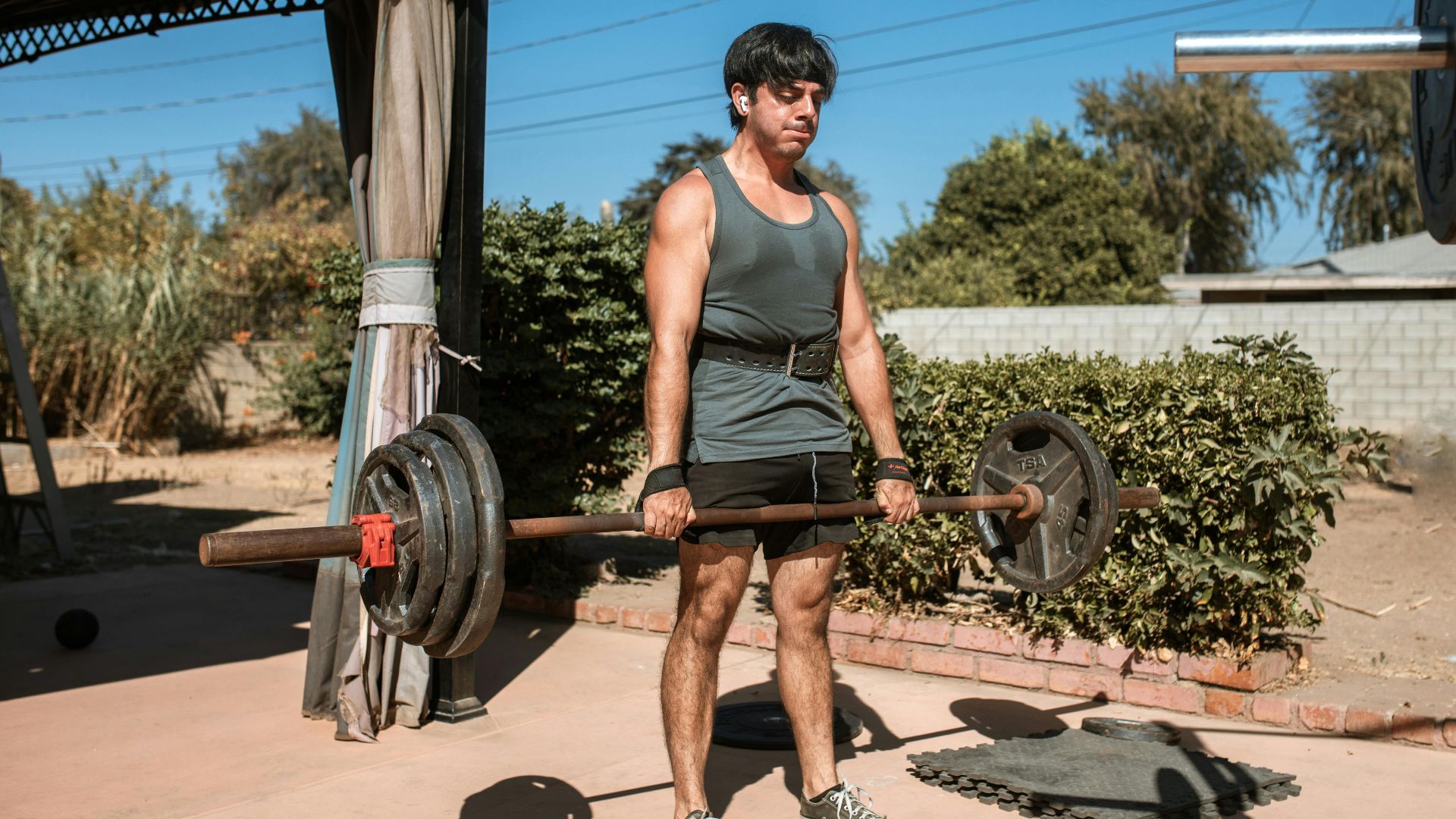 The 10 Benefits Of Pre-Workout & 10 Things To Watch Out For