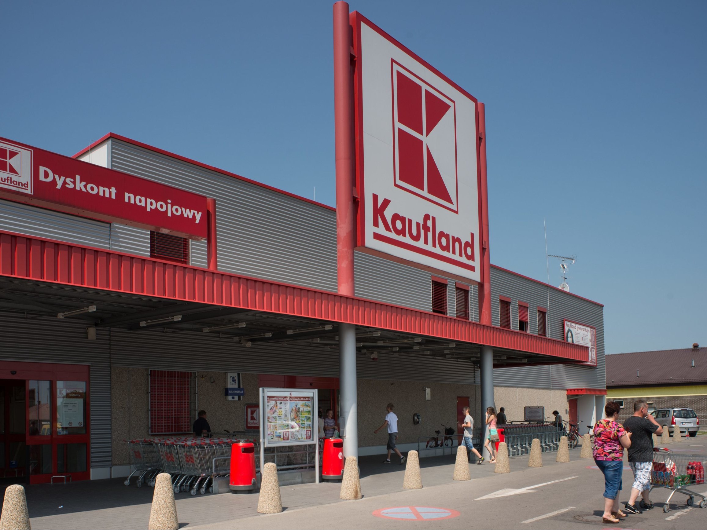 Zwrot w sprawie Ustronianki. Kaufland wycofuje kontrowersyjne butelki ...