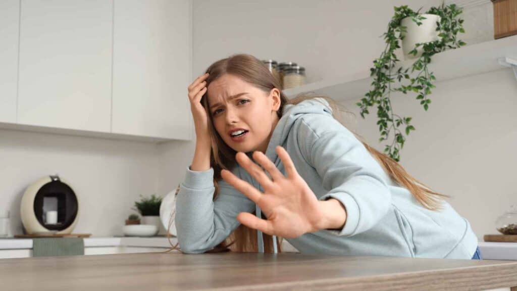 10 subtle signs a woman has been through a tough life