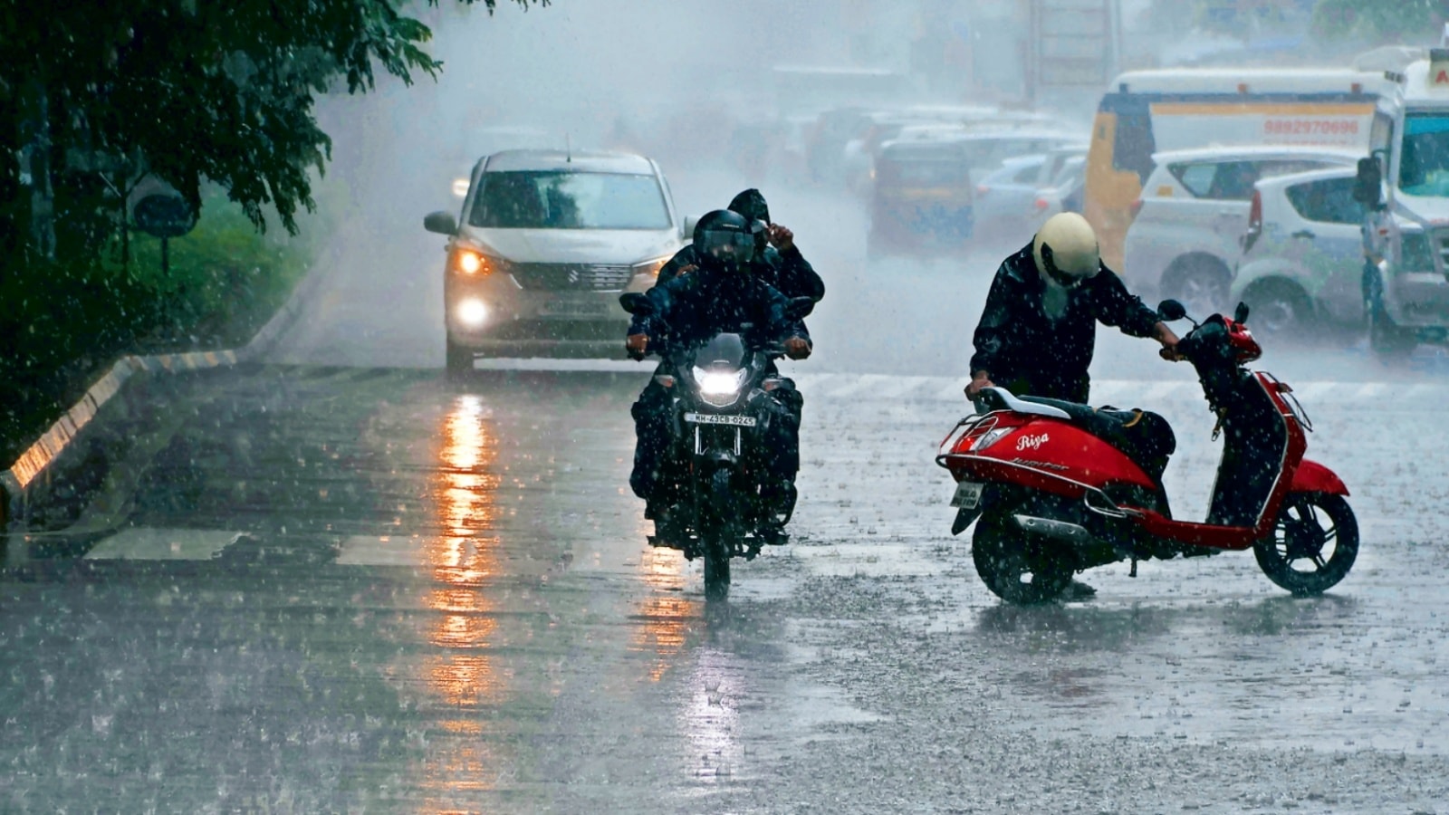 Monsoon inspections highlight rift in Mahayuti-led BMC
