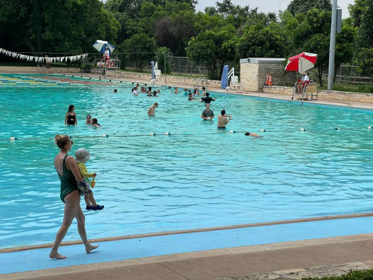 Deep Eddy Pool closed for 1 week due to repairs