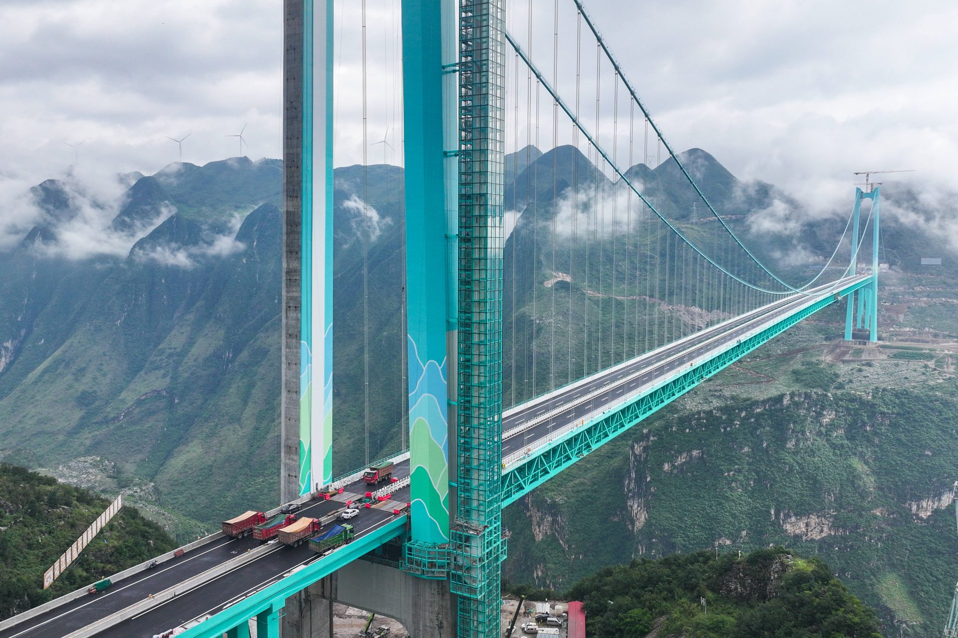 Breaking Records China S Latest Wonder The World S Highest Bridge