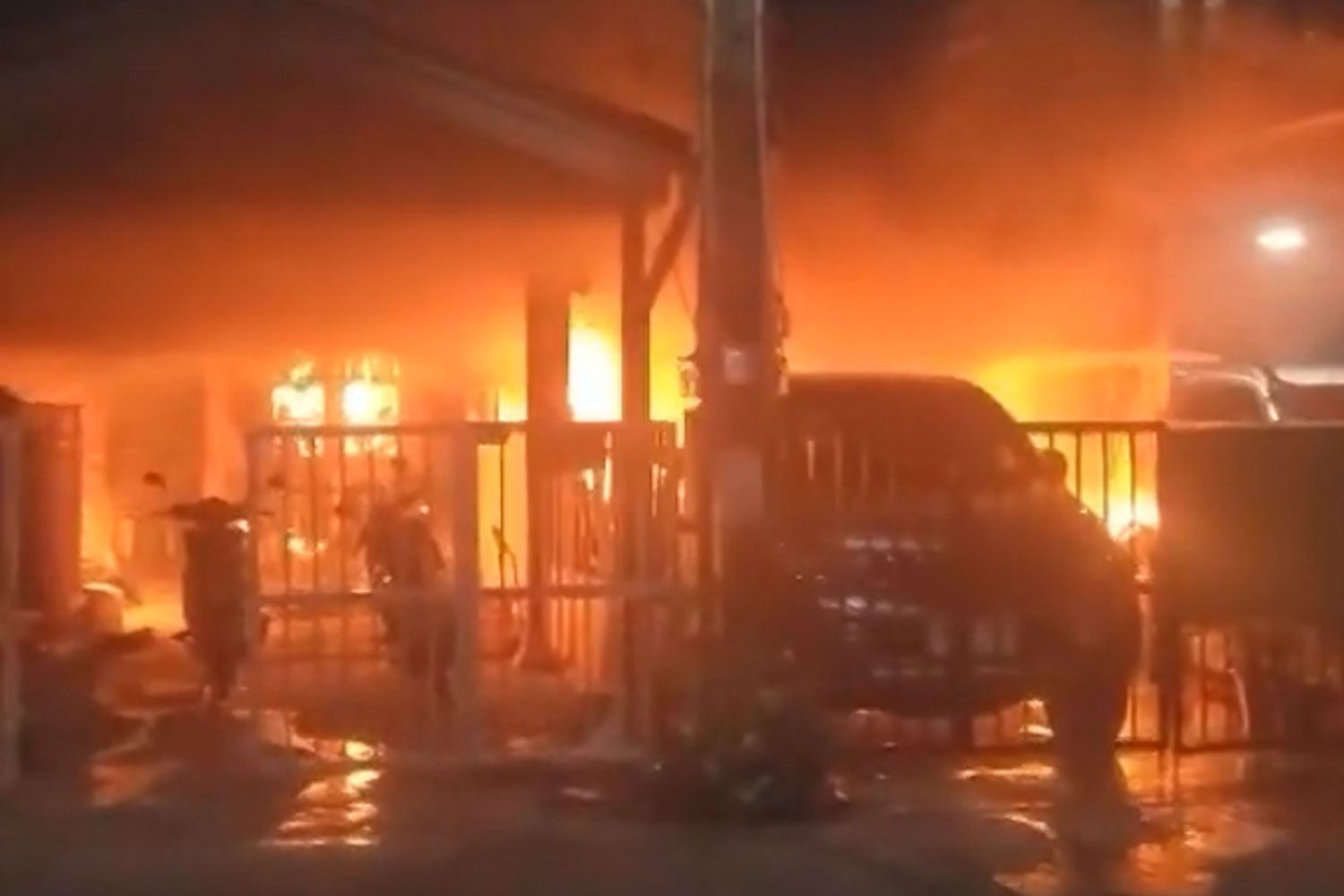 Family of 7 Dies Trying to Escape Raging House Fire After Exit Blocked ...