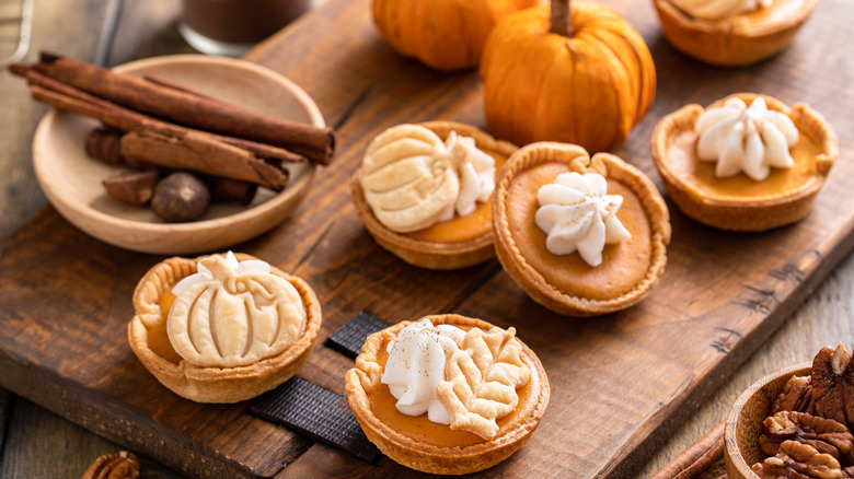 These Mini Pumpkin Pies Come Together With Just A Few Simple Steps