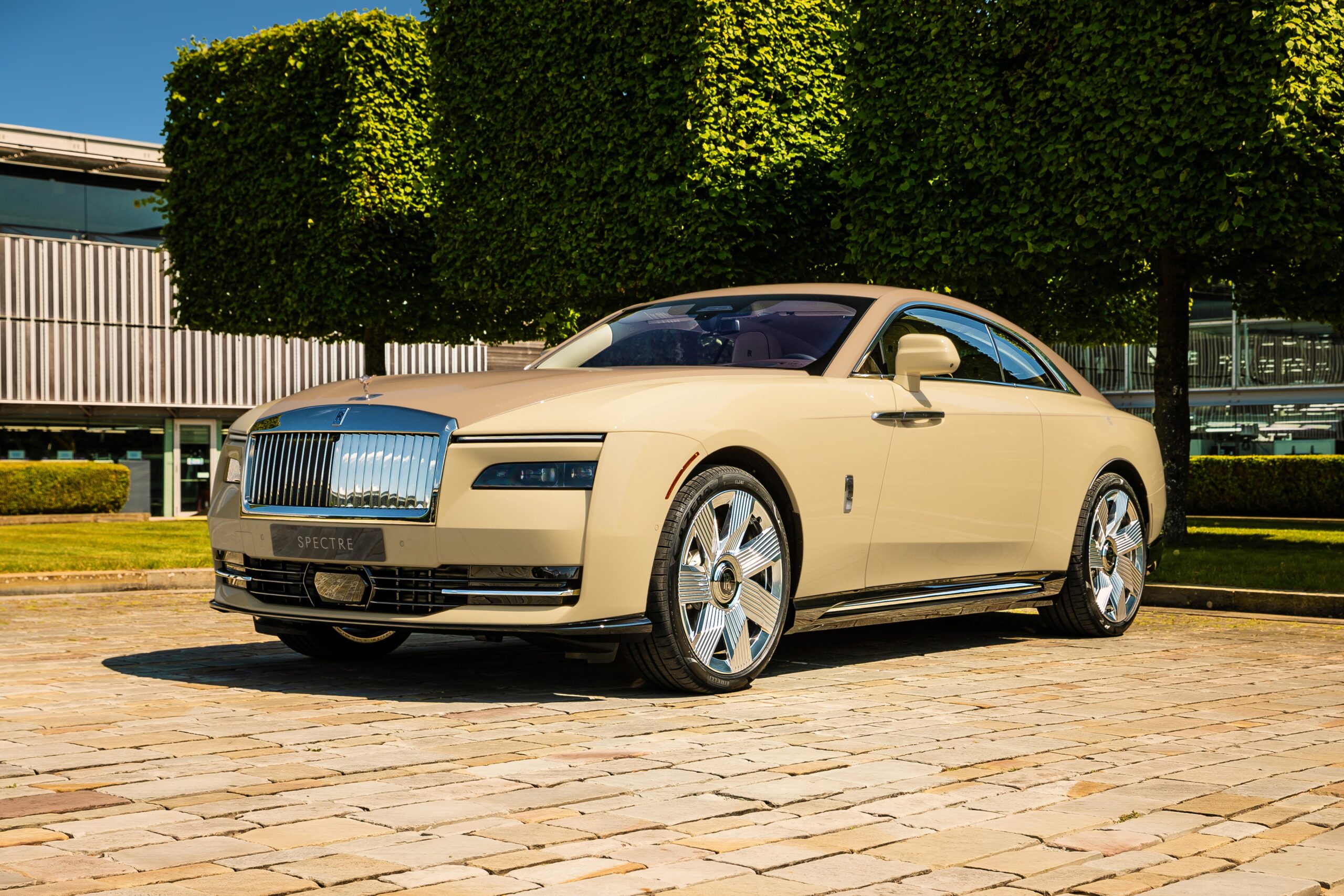 Spectre Bailey highlights personalization in Rolls-Royce Bespoke program