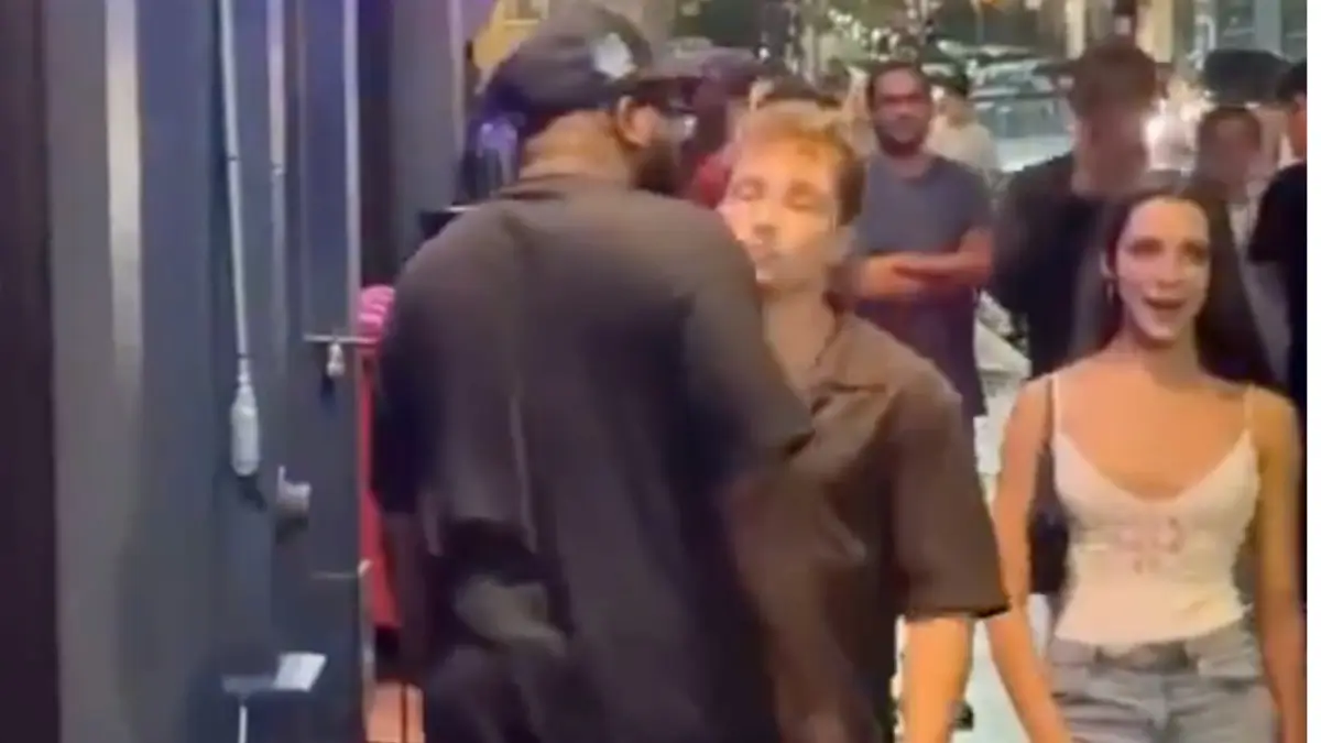 'Yo! Chill Out!': Man Challenges Black Bouncer Outside Club. One of ...