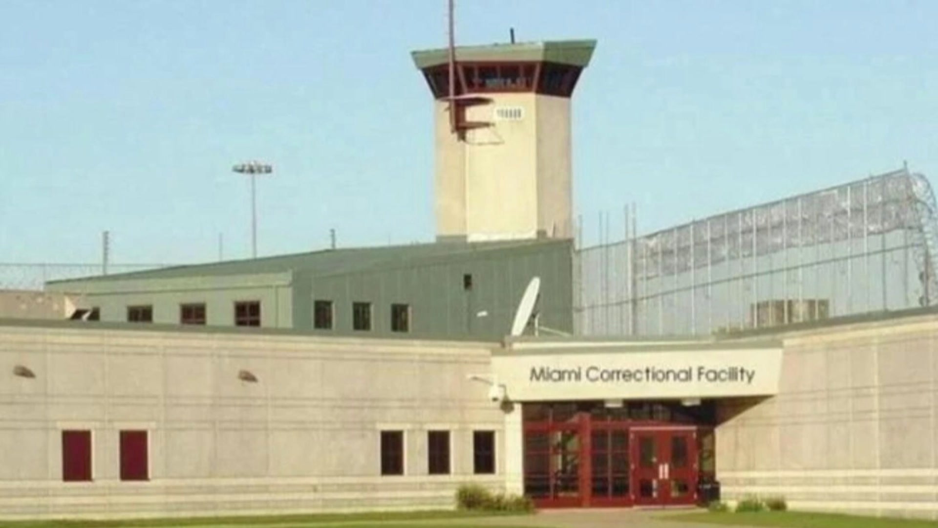 First group of ICE detainees arrive at Miami Correctional Facility
