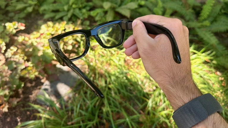 Meta's $800 Ray-Ban Display glasses are flying off shelves already