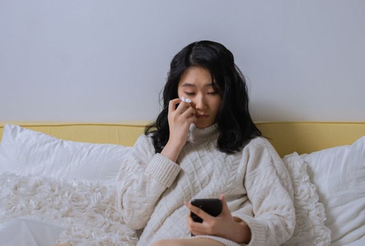 Are You A Highly Sensitive Person? Look For These 10 Signs