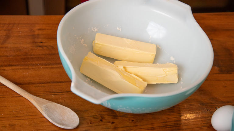 One Common Mistake Everyone Makes When Adding Butter To Cakes