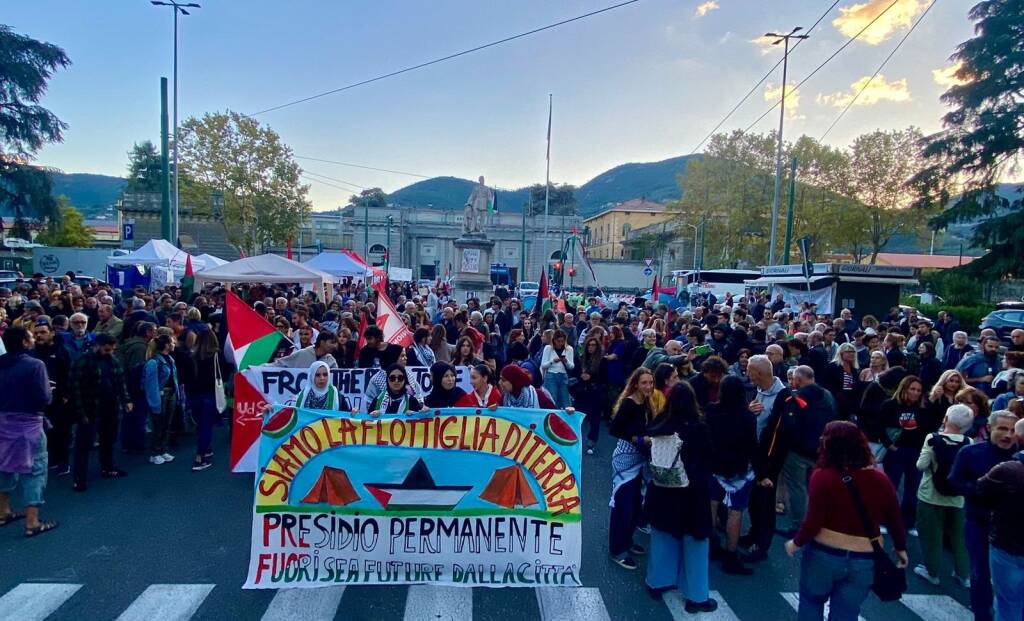 Gaza, da Piazza Chiodo attivisti ancora in marcia: “Siamo la flottiglia ...