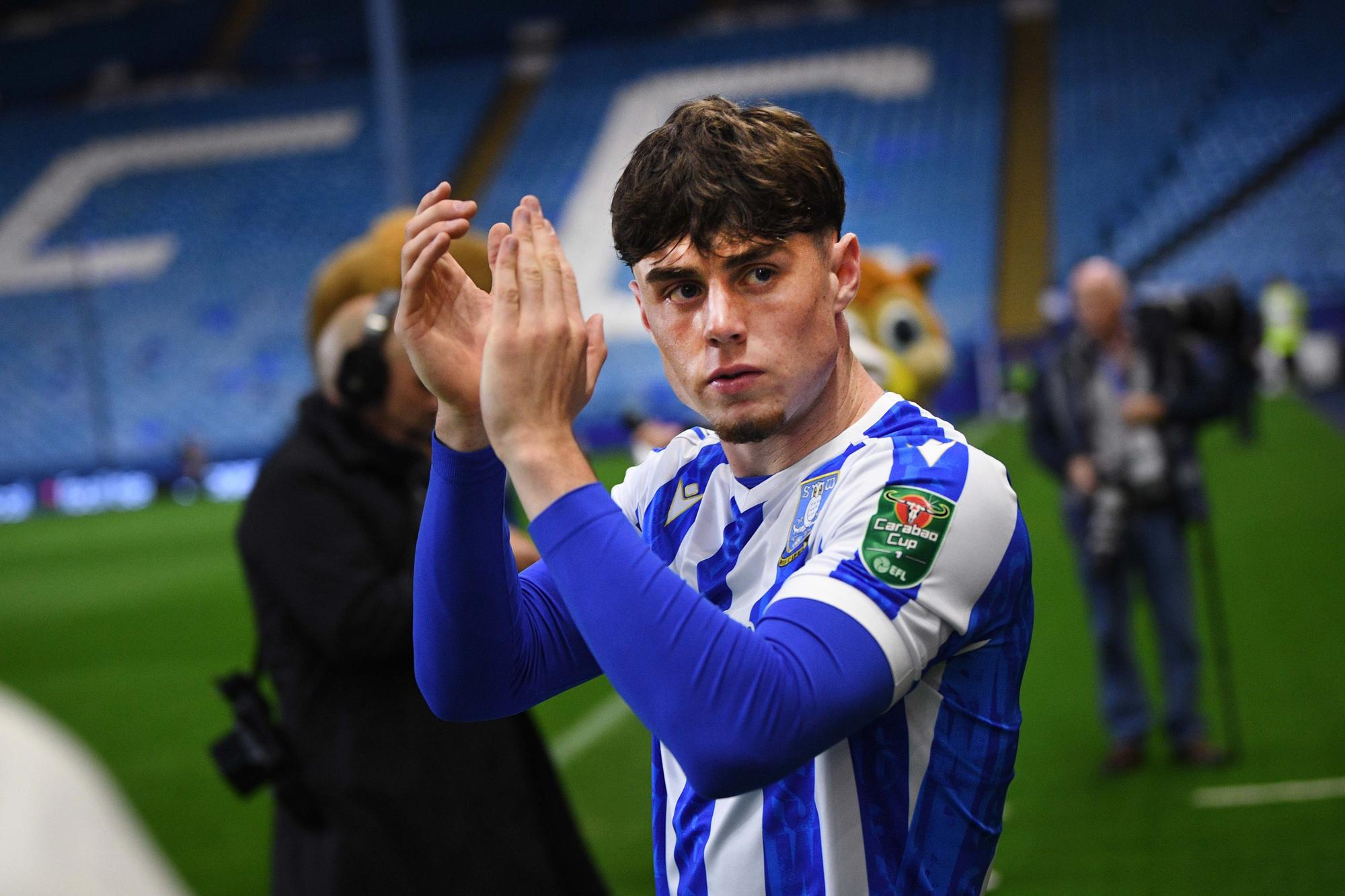 Sheffield Wednesday talks to take place over fresh terms for striker