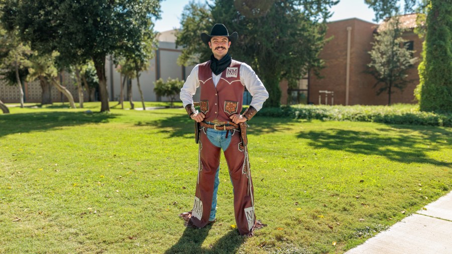 NMSU Foundation raising money to support Pistol Pete mascot