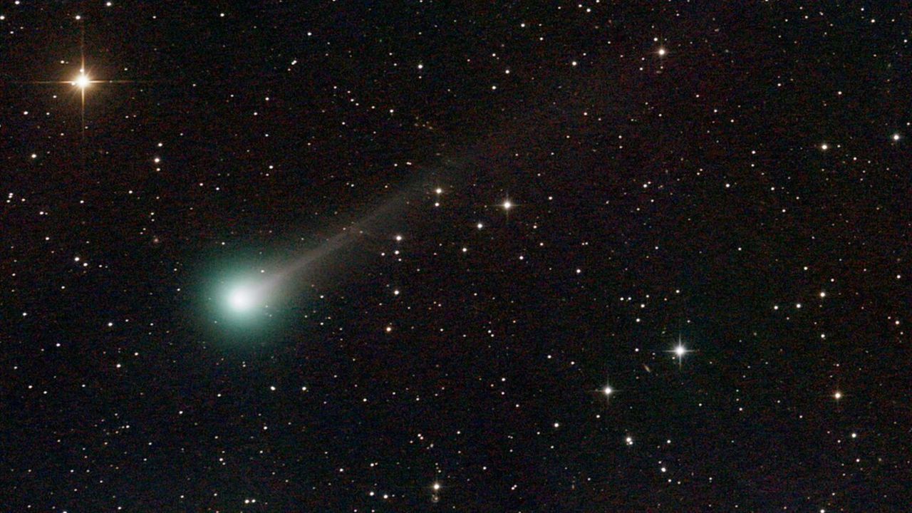 Newly discovered comet 'Lemmon' may be visible to the naked eye this month — but it will look ...