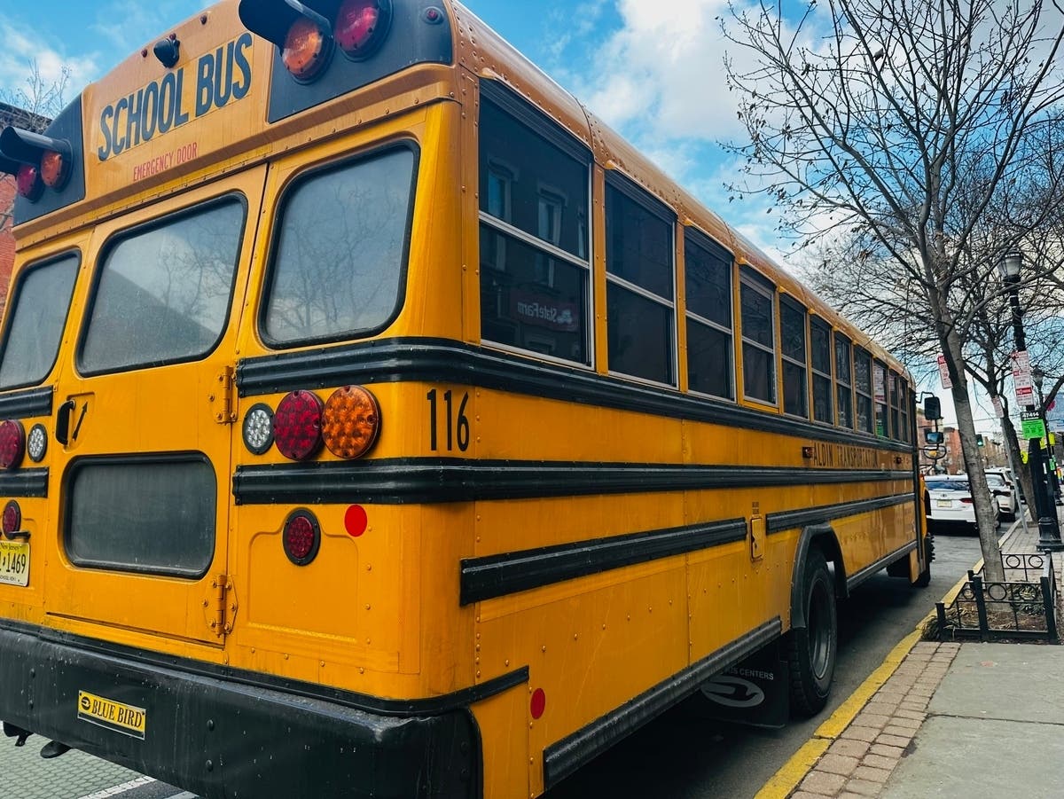 Howard County School Bus Drivers Vote To Go On Strike: Reports