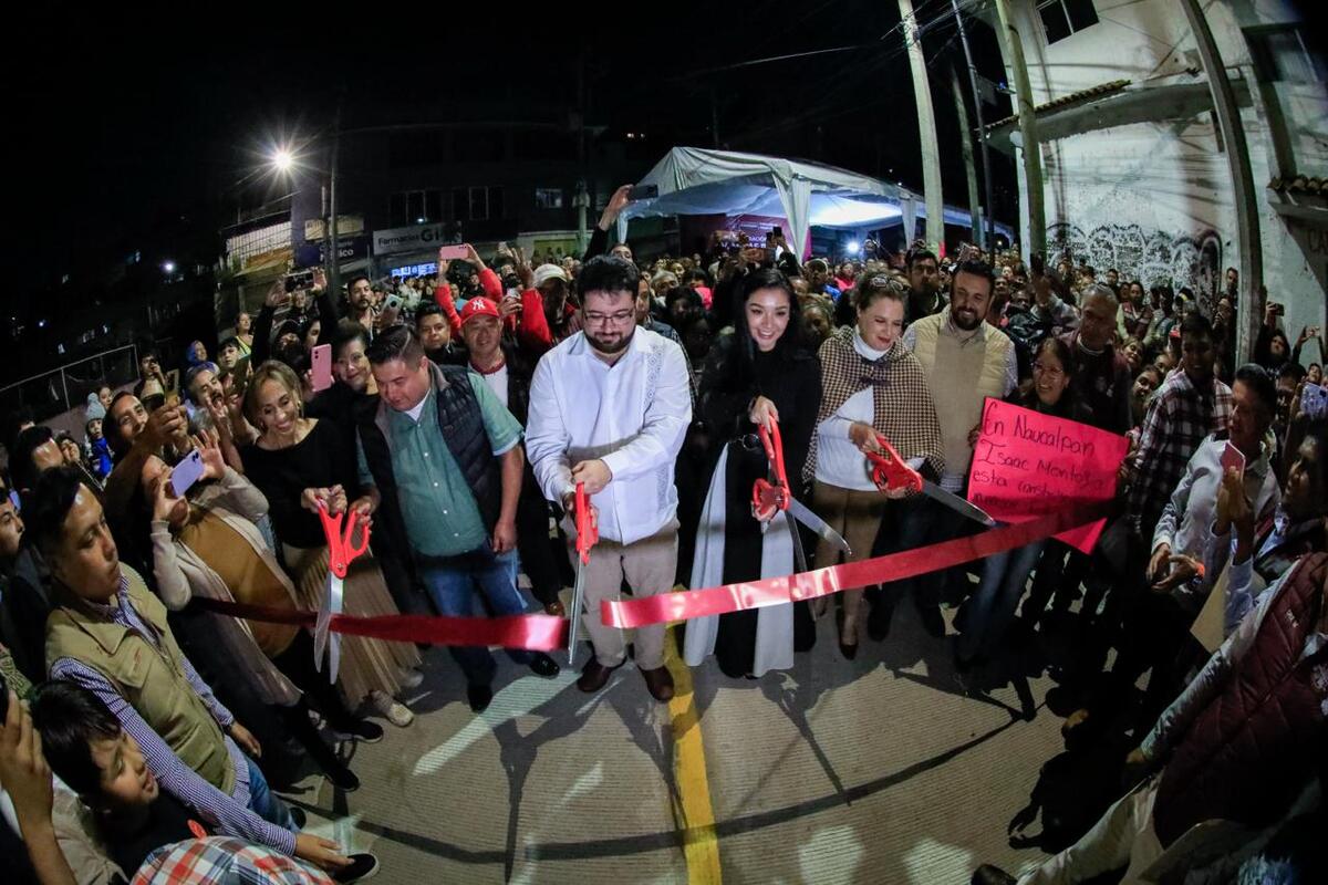 Isaac Montoya entrega rehabilitación completa de avenida Minas Palacio en Naucalpan