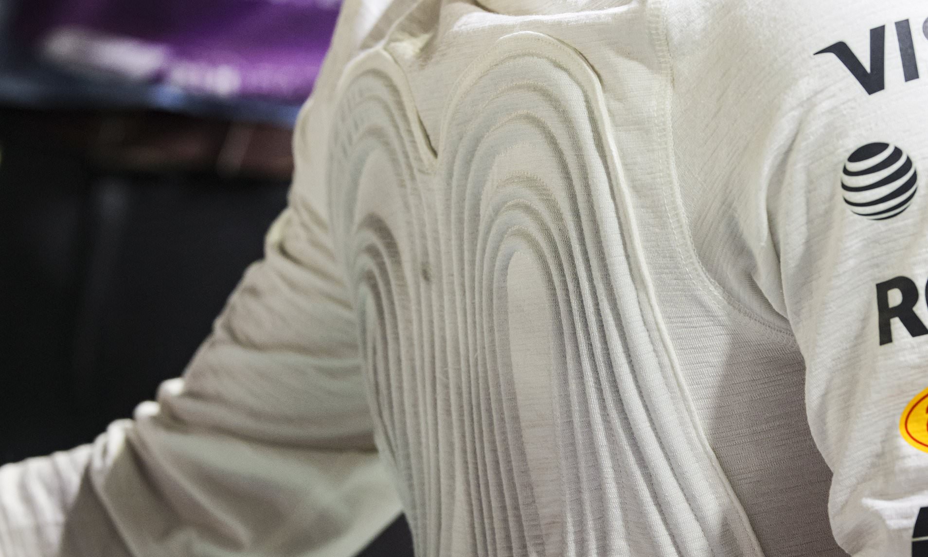 F1 drivers to wear ice vests in Singapore to combat scorching 60 DEGREE ...