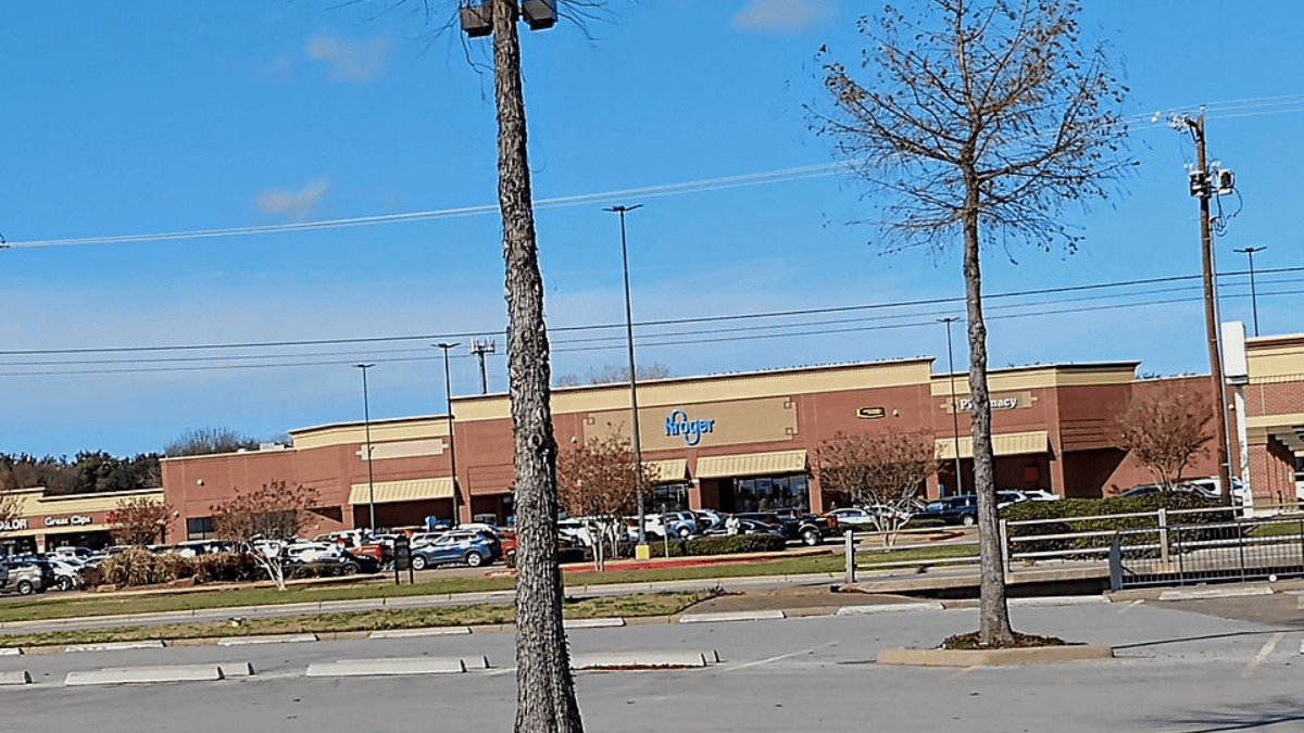 These Kroger stores close in October, employees will be relocated