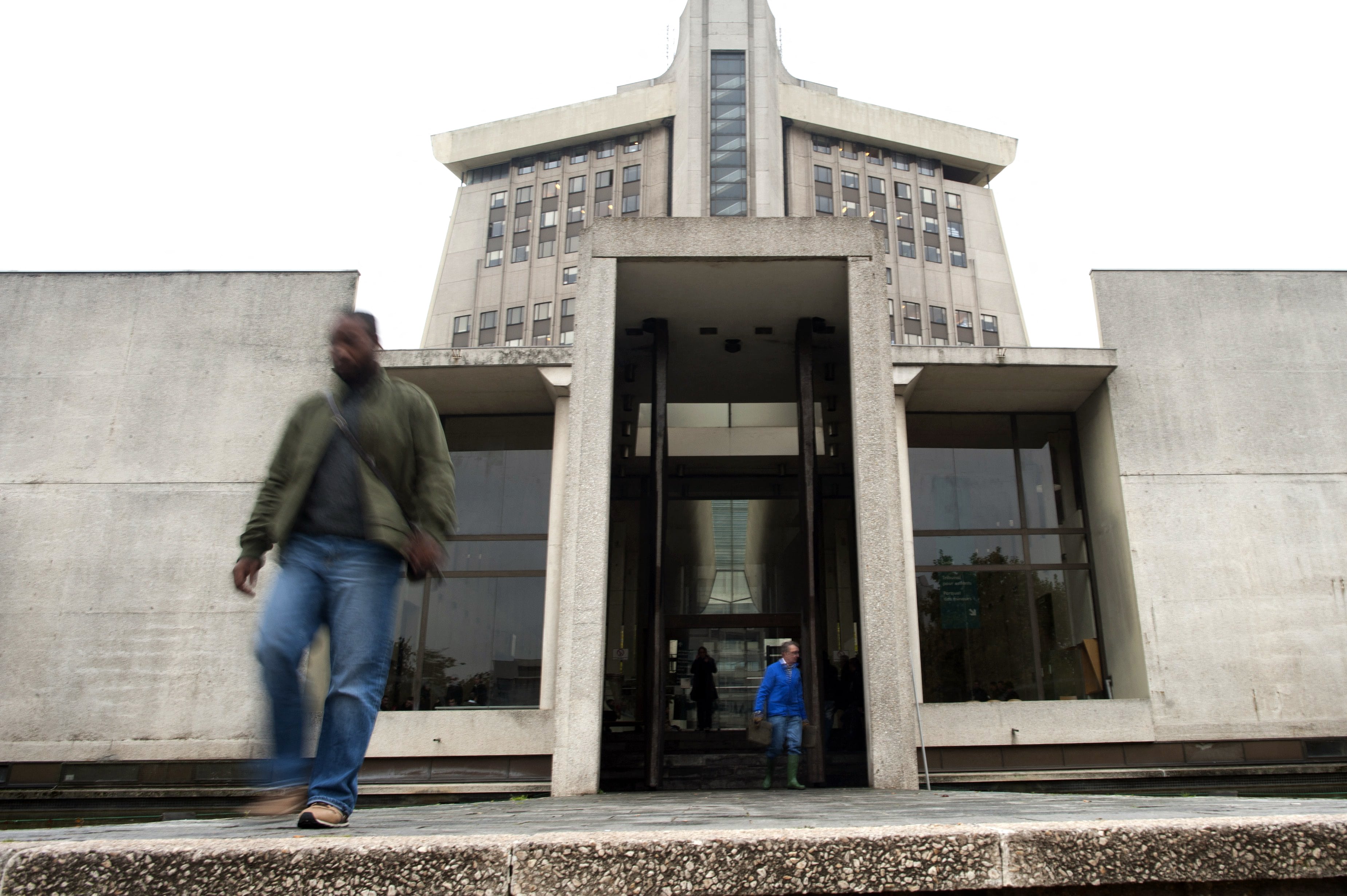 Affaire du «violeur de Tinder» : Salim Berrada condamné en appel à ...