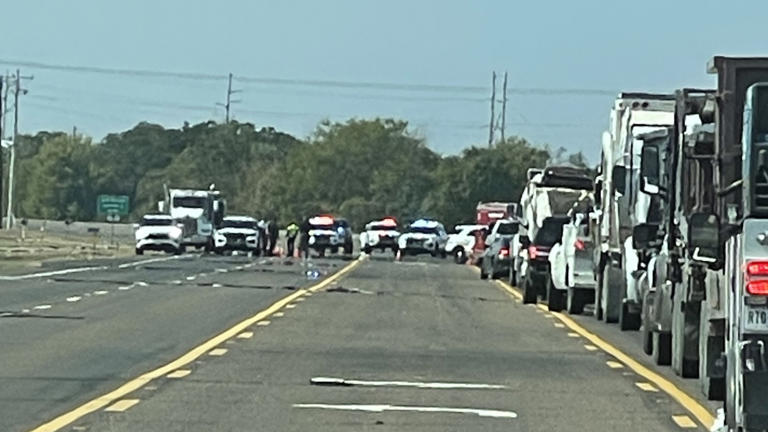 One person dies in ‘major crash’ in Bryan, police confirms