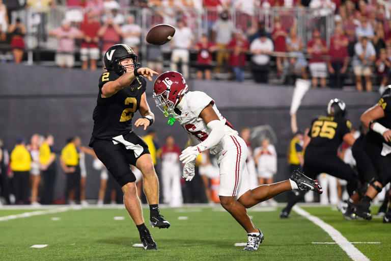 SEC football standings entering Week 6: Ole Miss on top