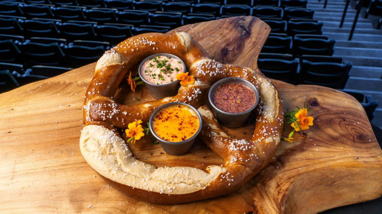 Seattle Mariners introduce 5 new postseason food options